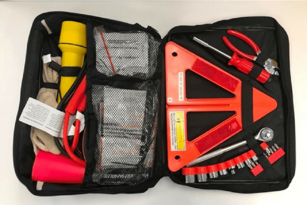 The Ultimate Winter Car Survival Kit Checklist – Gold Eagle